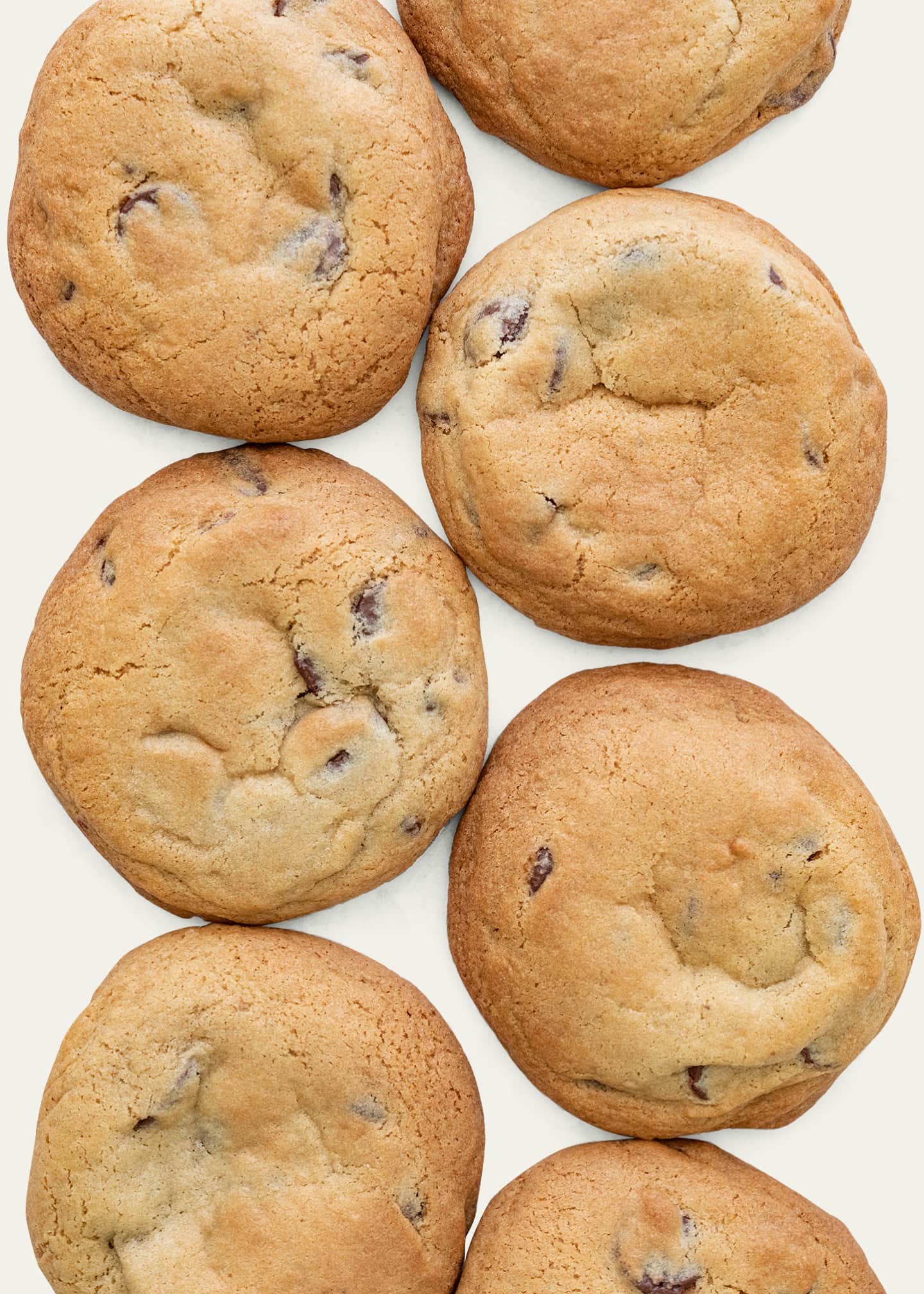 Celli's Chocolate Chips Dark Chocolate Sea Salt Oversized Cookies ...