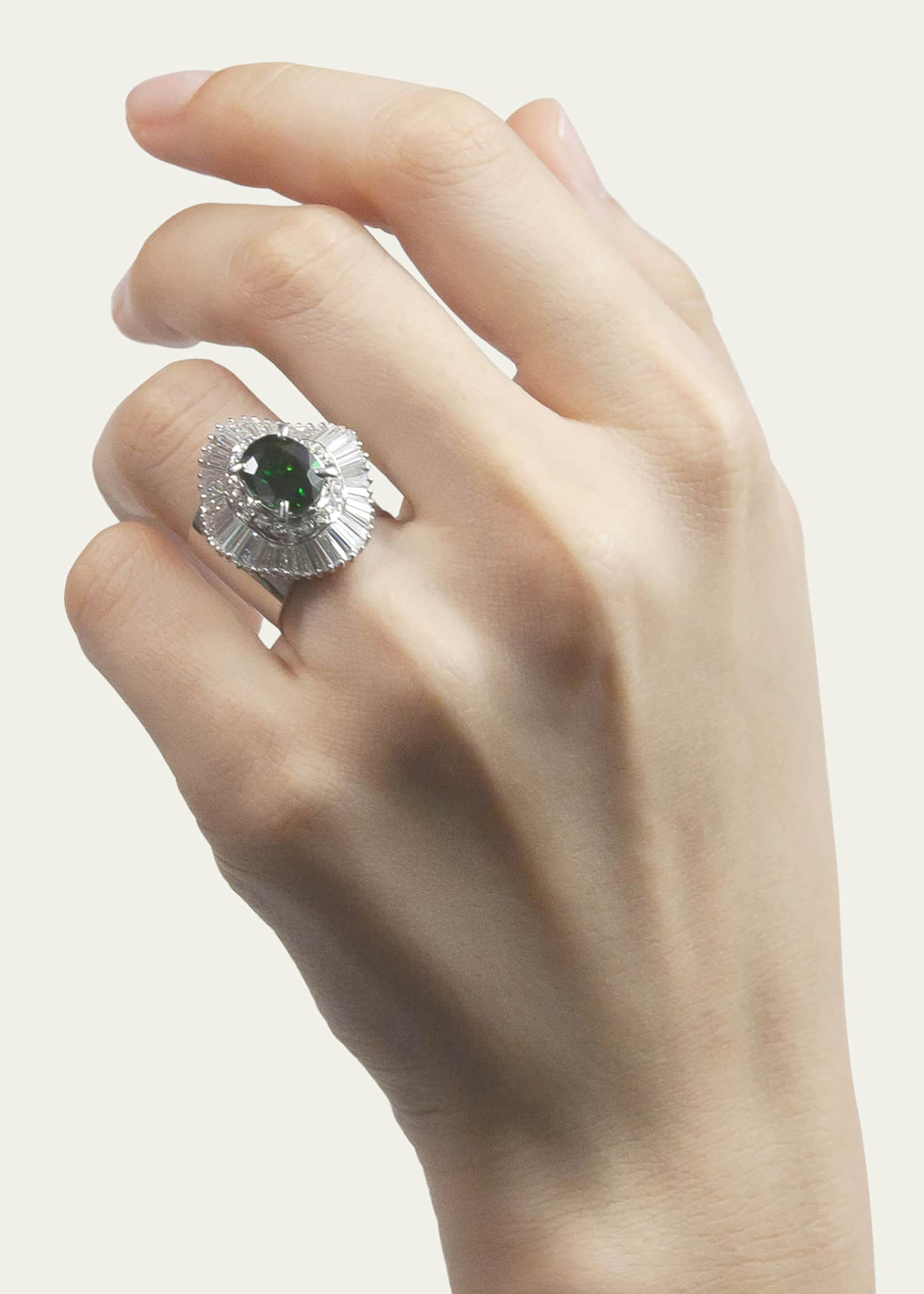 YUTAI Revive Ring with Grossularite Garnet and Diamonds on Platinum ...