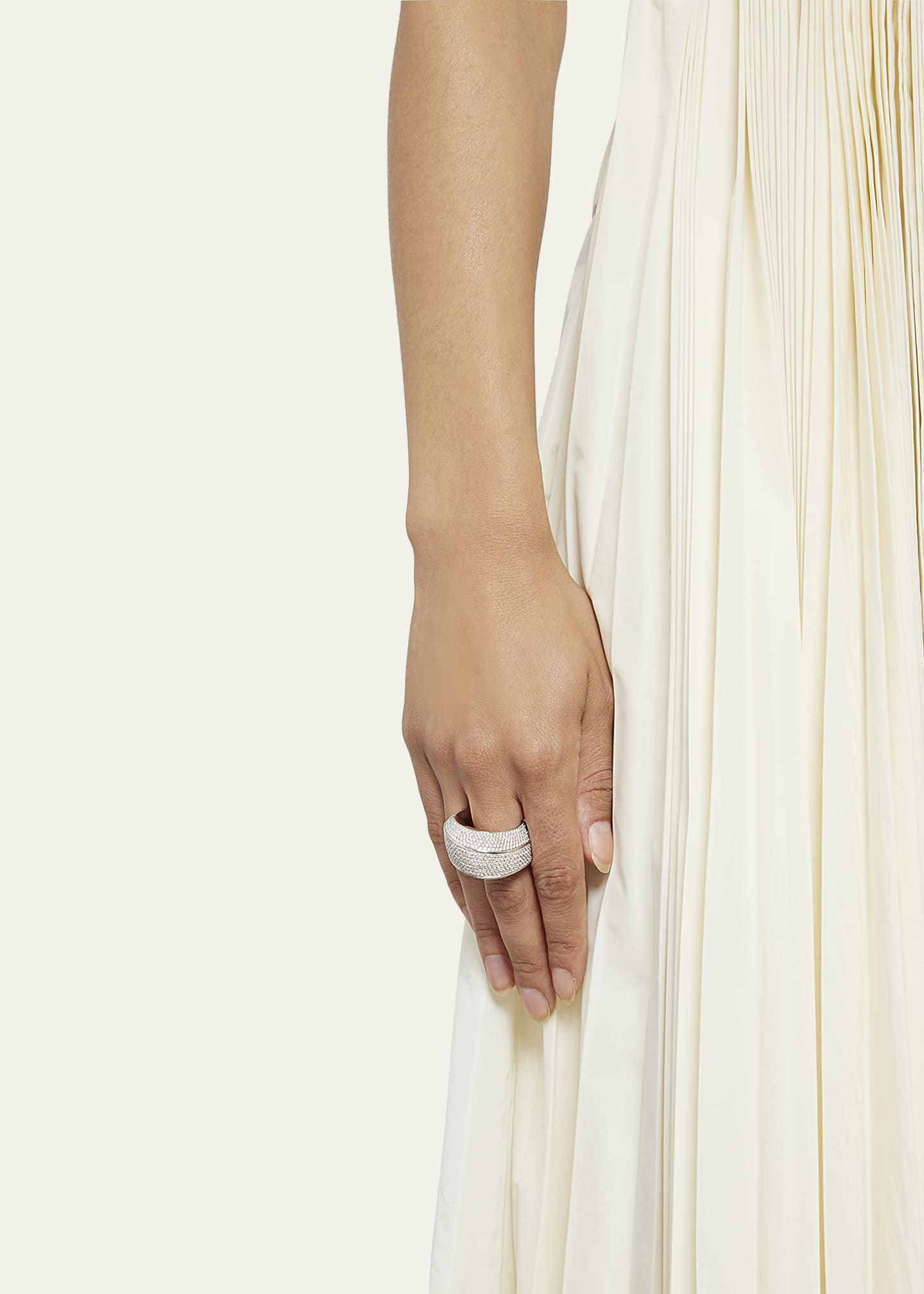 Vhernier Aladino Ring in White Gold and Diamonds - Bergdorf Goodman
