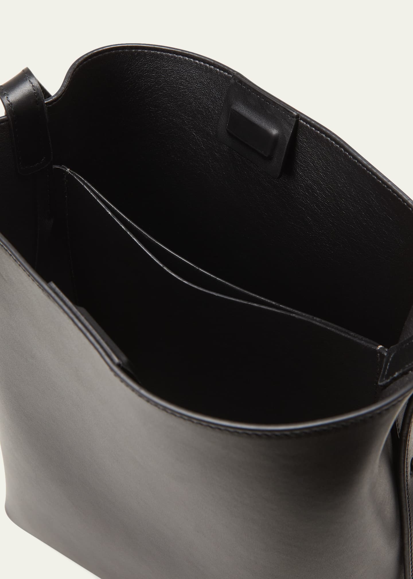 Aesther Ekme Sac Bucket Leather Tote Bag - Bergdorf Goodman
