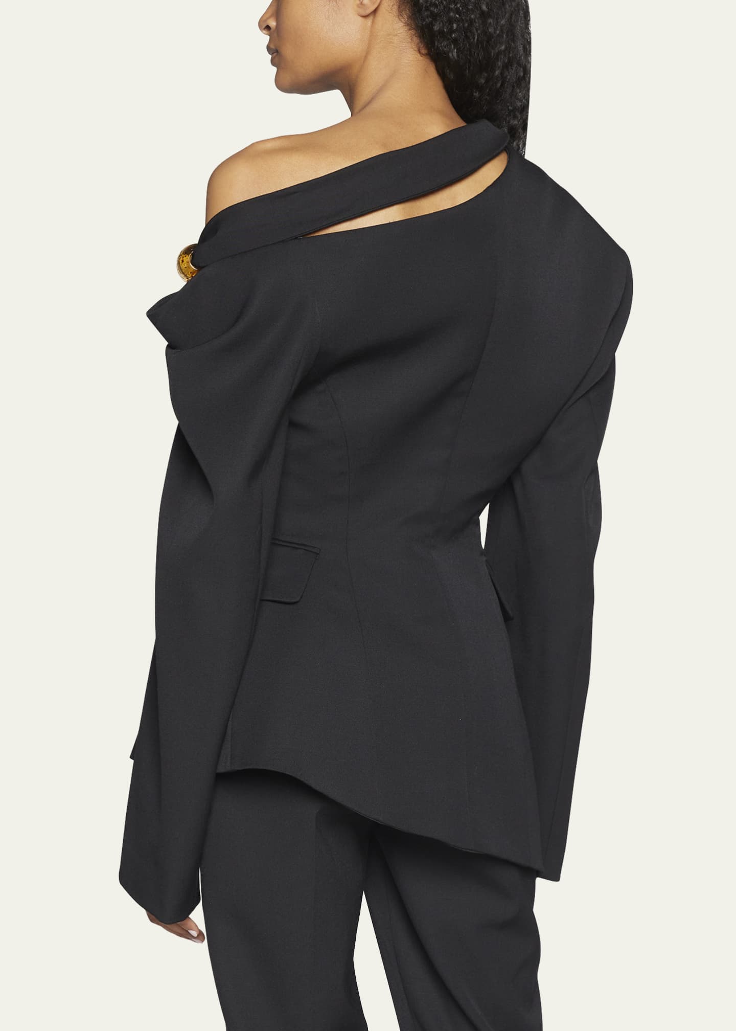 Jacquemus Baska Asymmetric Strappy Off-Shoulder Single-Breasted Blazer ...