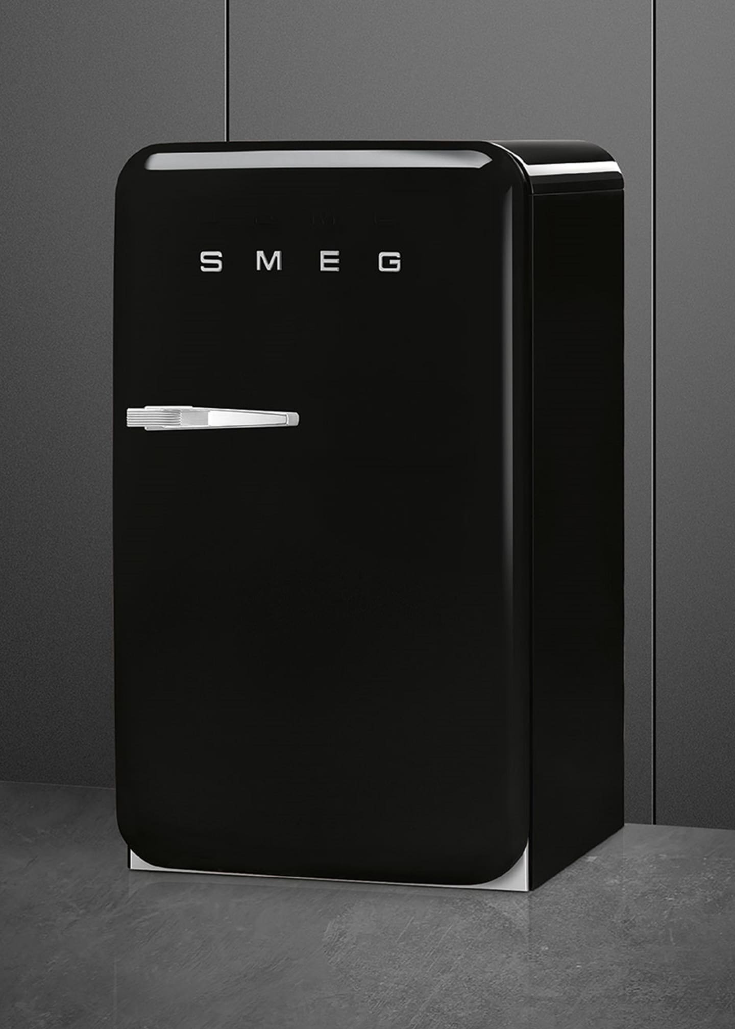 Smeg FAB10 Retro-Style Mini Fridge, Right Hinge - Bergdorf Goodman