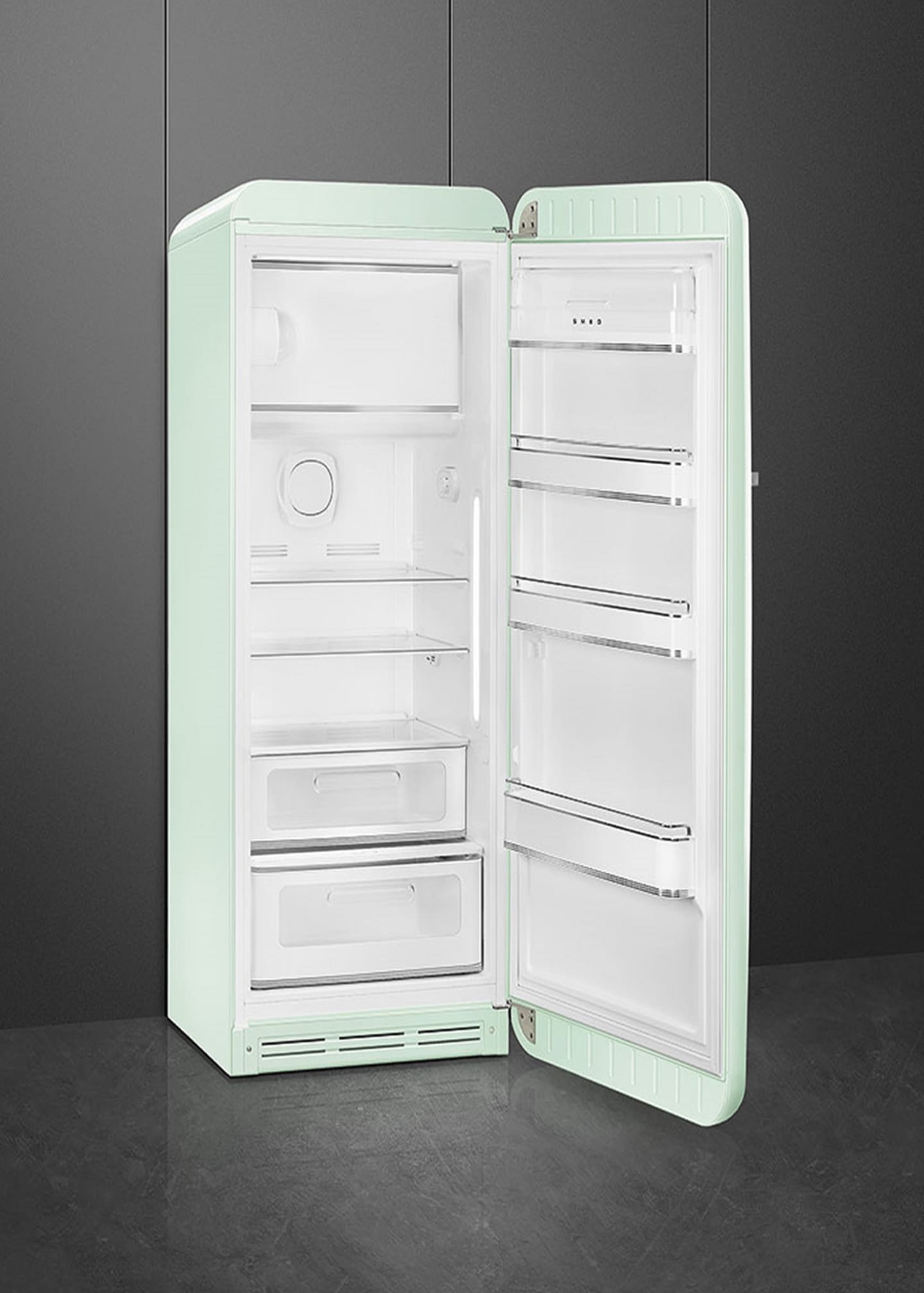 Smeg FAB28 Retro-Style Refrigerator with Internal Freezer, Right Hinge ...