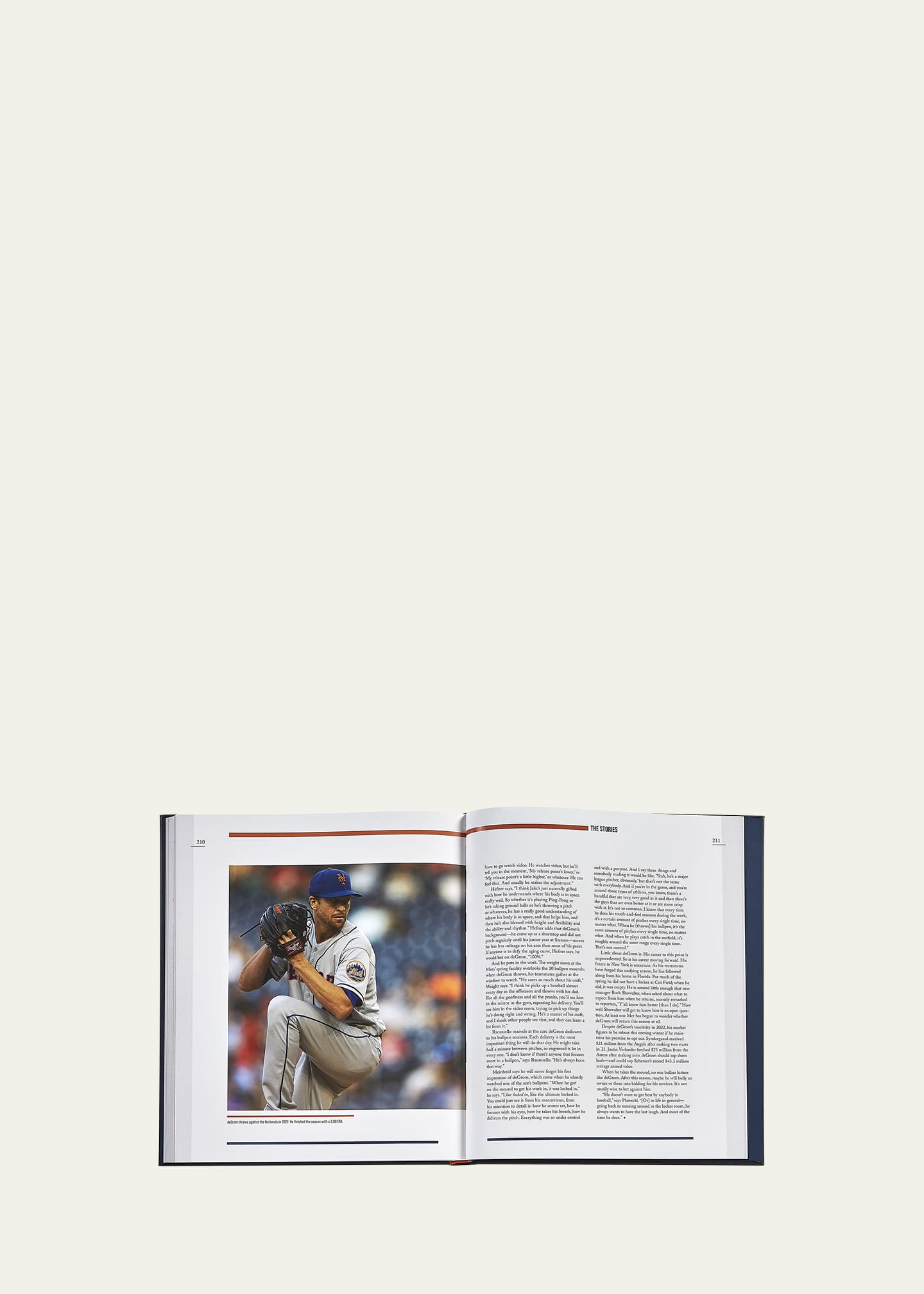 Graphic Image "The New York Mets" Book by Sports Illustrated - Bergdorf ...