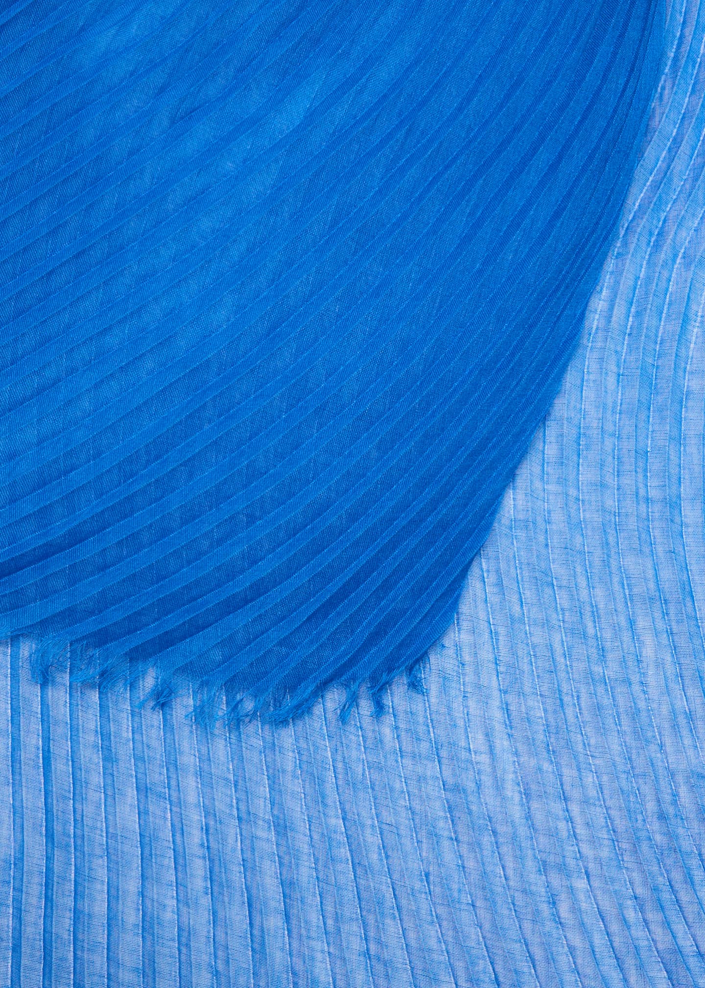 Issey Miyake Feather Ramie Pleats Stole - Bergdorf Goodman