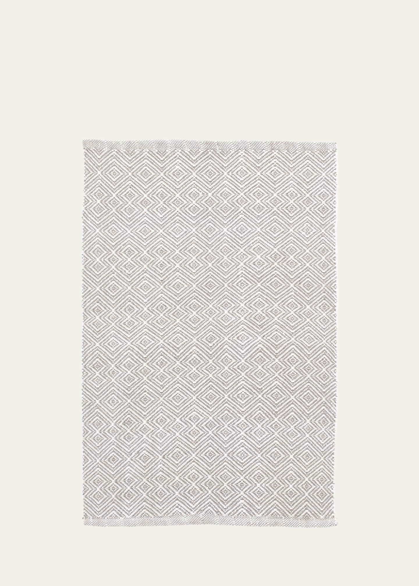 Annie Selke Annabelle Grey Handwoven Indoor/Outdoor Rug, 5' x 8 ...