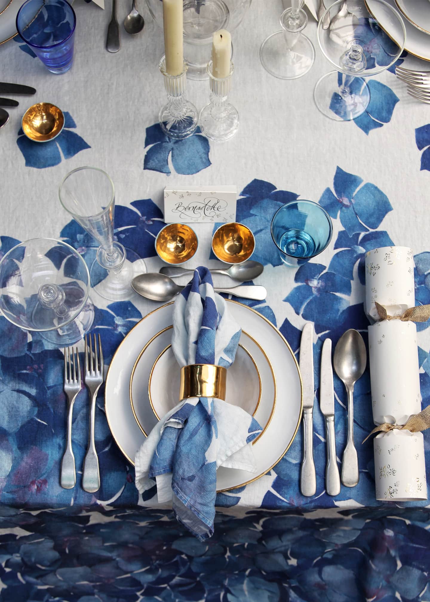 SUMMERILL & BISHOP x Chiara Grifantini Hydrangea Linen Napkin ...