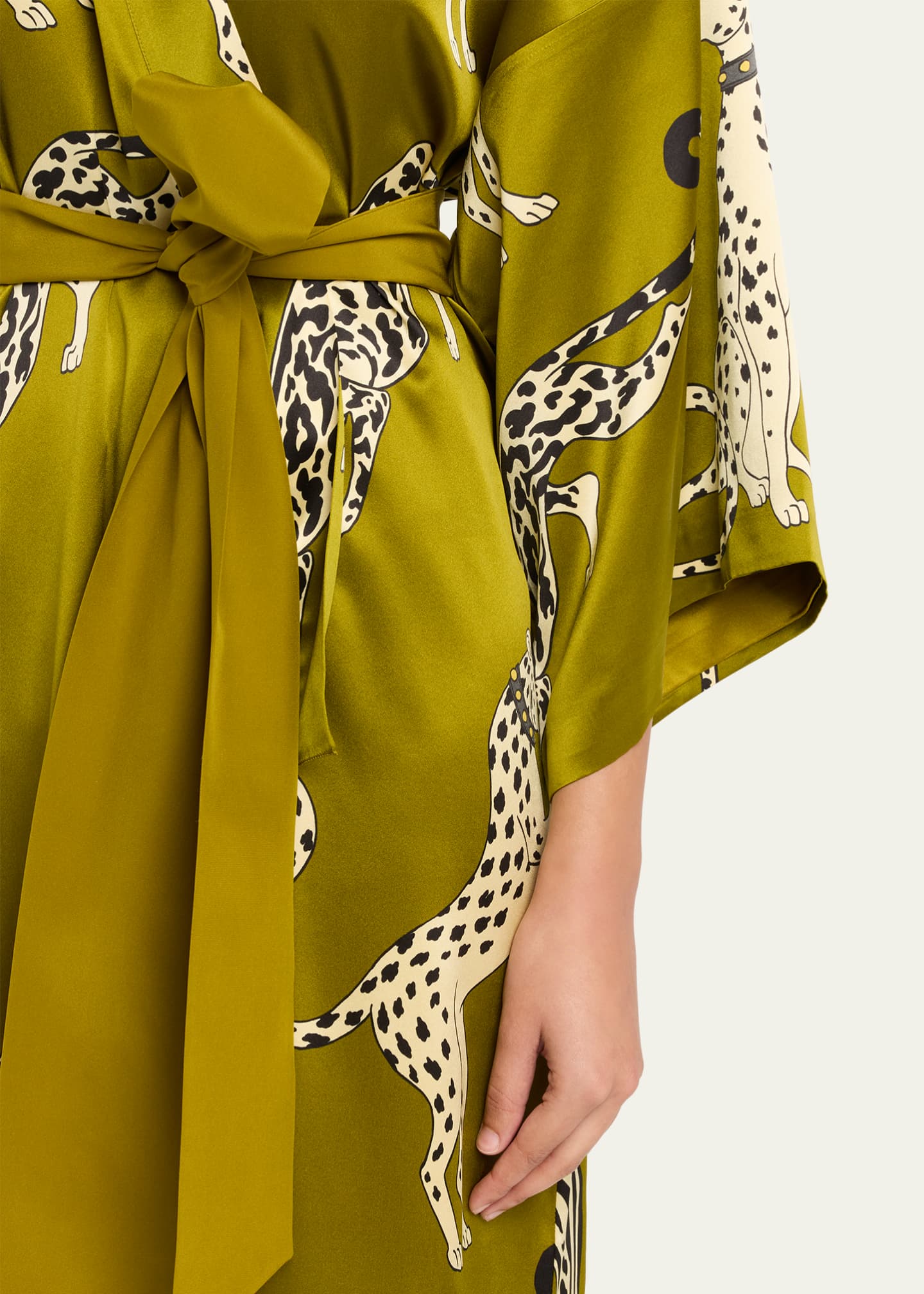 Olivia von Halle Queenie Leopard-Print Silk Satin Robe - Bergdorf Goodman